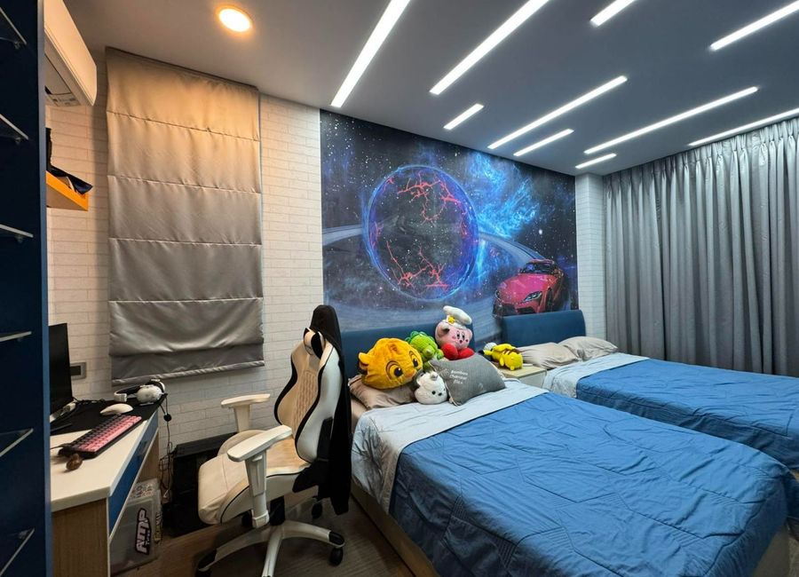 Fully-Furnished 4-Bedroom Townhouse in South Triangle, QC 📍 South ...