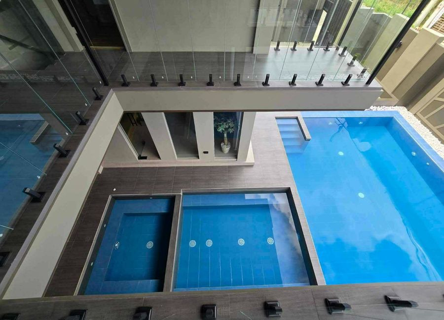 Brand New Private resort with POOL in Gabriel Heights, Tagaytay for ...