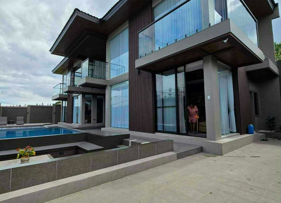 Brand New Private resort with POOL in Gabriel Heights, Tagaytay for ...