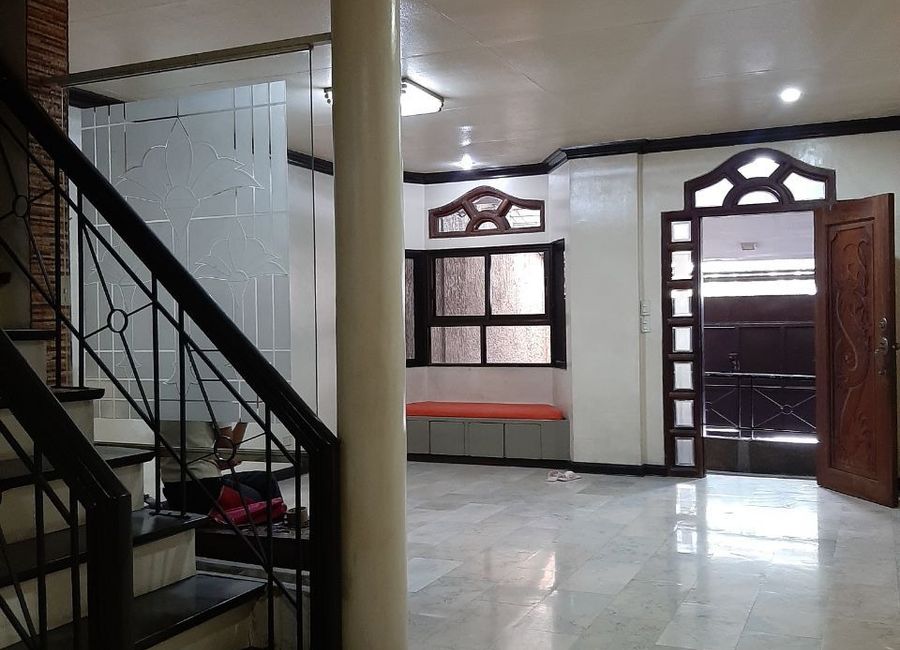 Highly Accessible Residential Lot with House for Sale in Scout Area