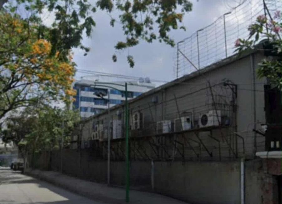 Office & Warehouse Building in Brgy. San Isidro, Makati