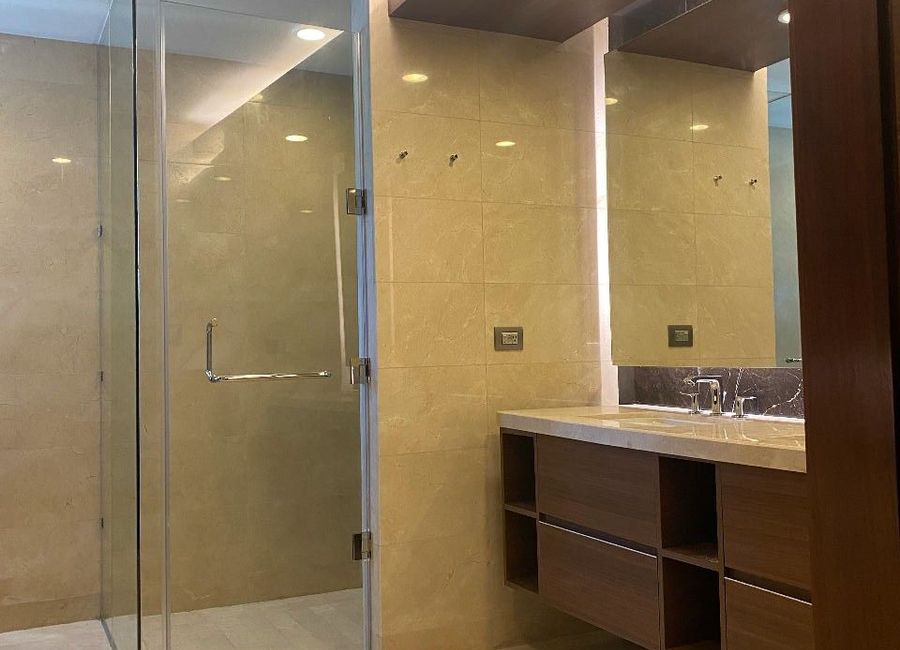 Two Roxas Triangle TRT 3BR Condo Rent Makati City