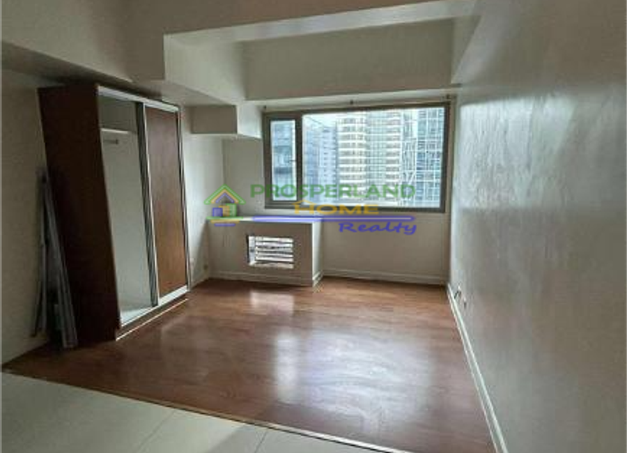 FOR SALE ETON TOWER MAKATI RESIDENTIAL CONDOMINIUM