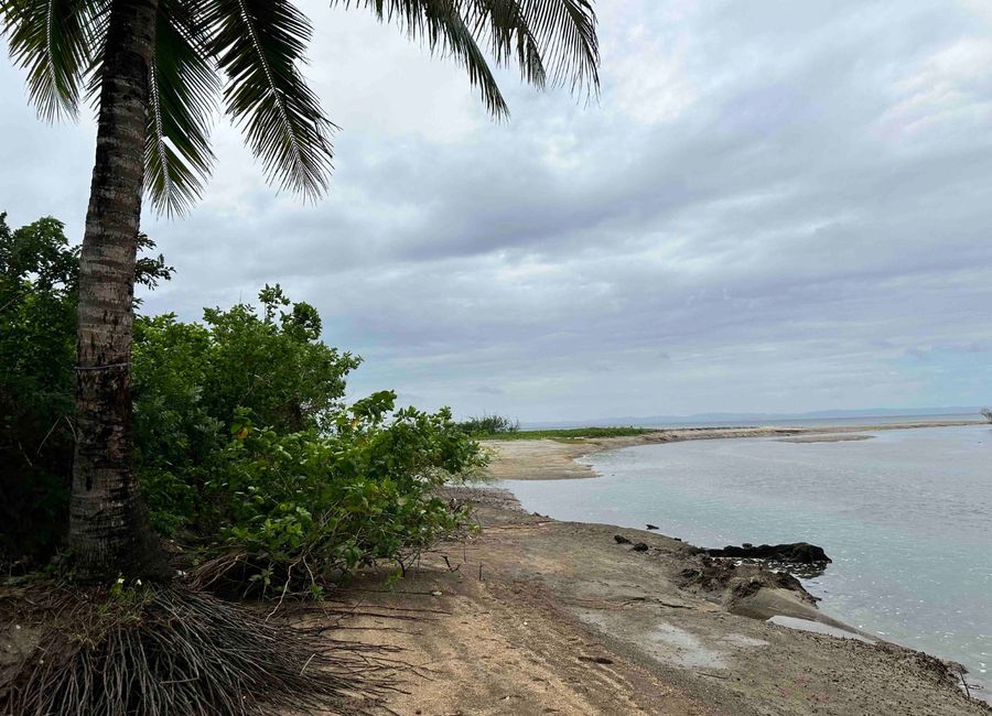 Island and beach lot in San Rafael, Bulan , Sorsogan