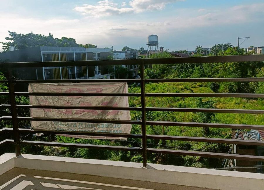 Townhouse For Sale in Manuyo Dos Las Piñas 3 Bedrooms 7.45M SD