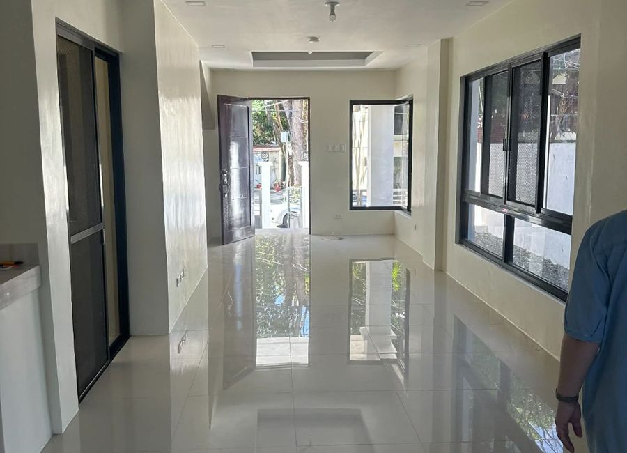 For Sale: 2 Storey Duplex Camella Classic Homes, Pilar Village, LPC