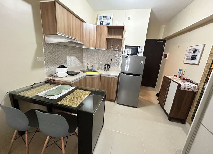NICE AND CLEAN FURNISHED STUDIO UNIT IN AVIDA TOWERS RIALA 2