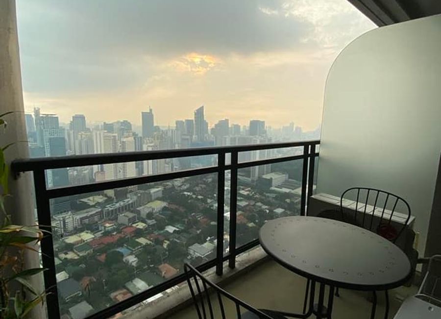 GRAMERCY RESIDENCES: 1BR FOR SALE