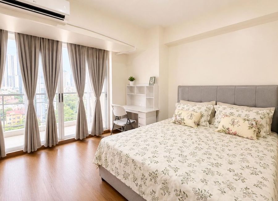 New 2-BR unit FULLY FURNISHED with PARKING at the CRESTMONT PANAY AVE. Q.C