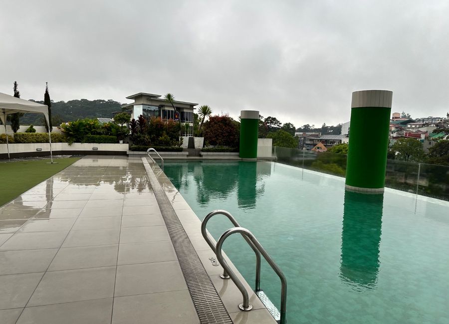 City Hub condominium for long term lease