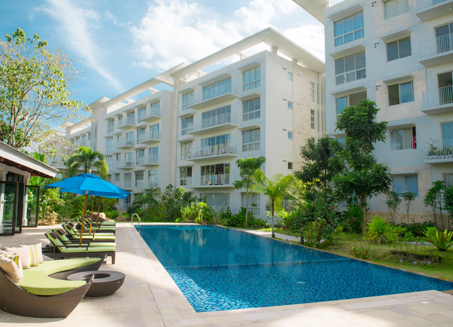 LAHUG 1 BR CONDO IN 32 SANSON NEAR BUSINESS CENTER P18.6MN