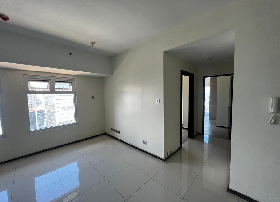 RENT TO OWN 2 BEDROOM CONDO IN TRION TOWERS BGC TAGUIG CITY NEAR SM AURA