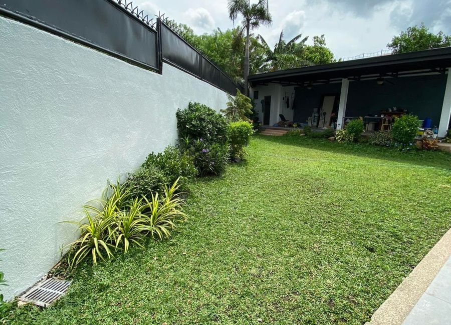 HOUSE FOR SALE IN BF HOMES PARANAQUE CITY