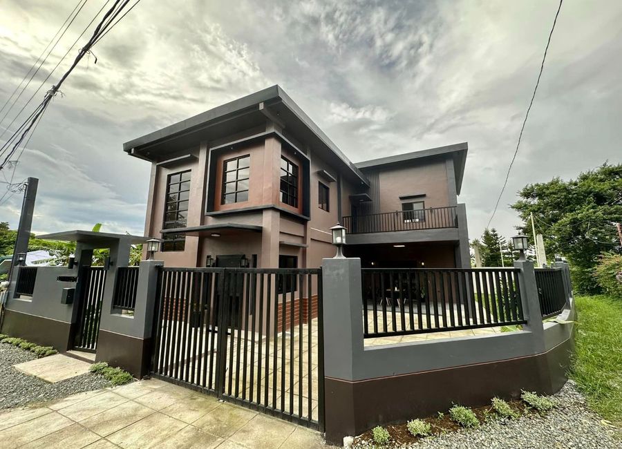 For Sale: Brand New Modern Contemporary Rest House in Tagaytay near ...