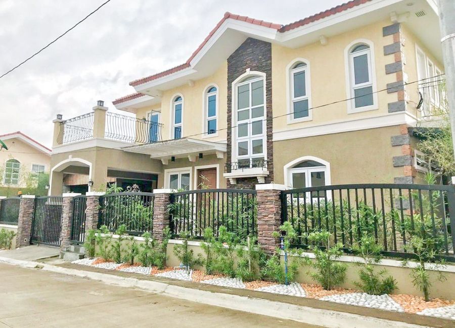 4BR HOUSE & LOT; SUNTRUST VERONA, PHASE 2 - CAVITE CITY