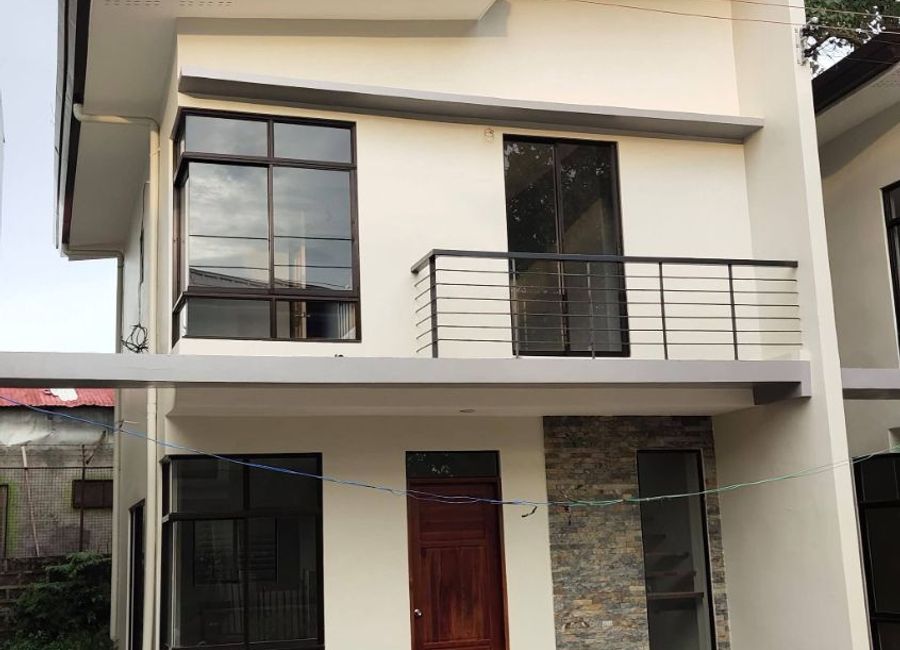 FOR SALE 2 STOREY SINGLE ATTACHED with 4 BEDROOM in Villa Illuminada ...