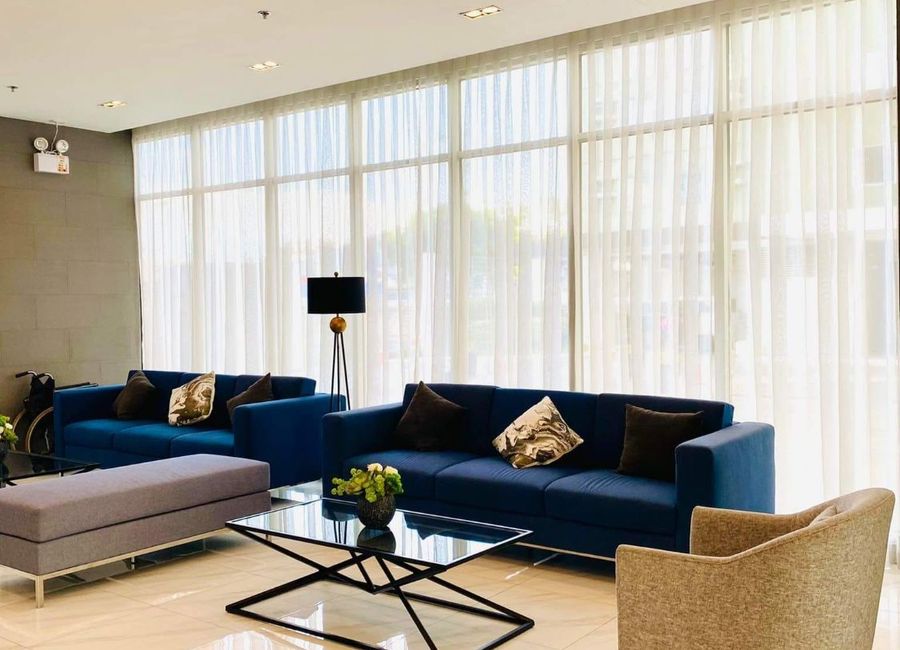 1Bedroom Condo Unit in Avida Towers One Union Place nearby Madrigal ...