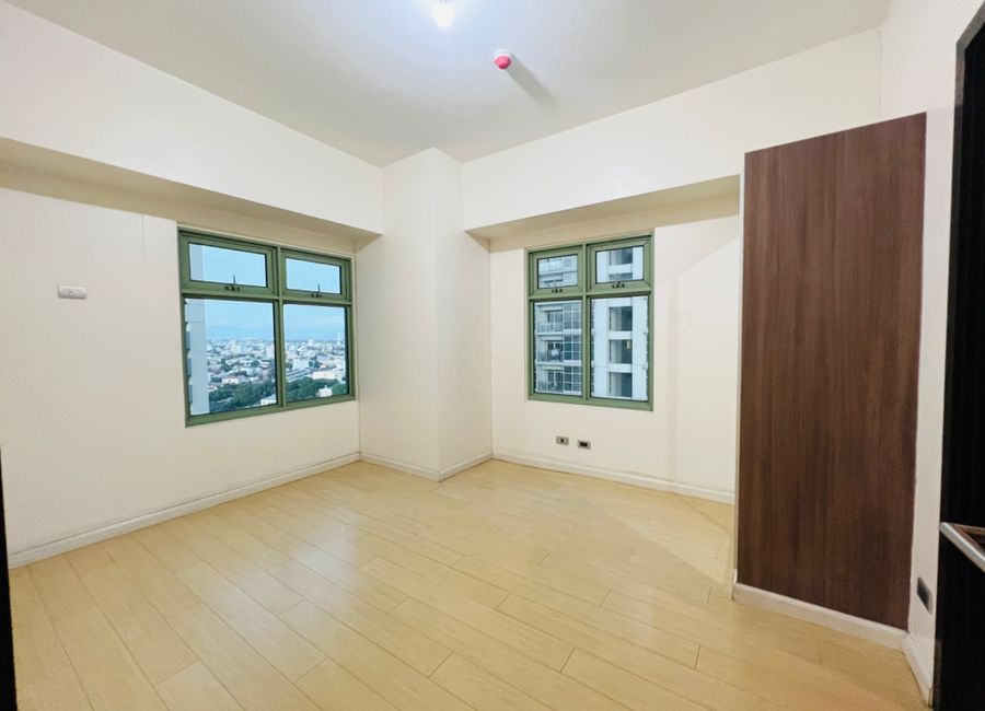 Magnolia Residences 2 bedroom for rent