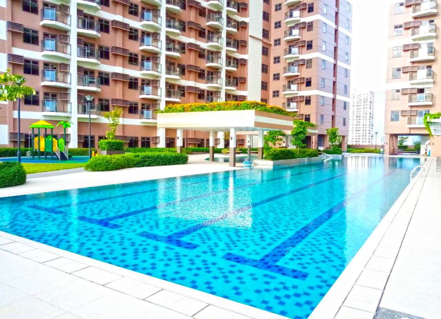 2 Bedrooms For Rent The Radiance Manila Bay Furnished with parking