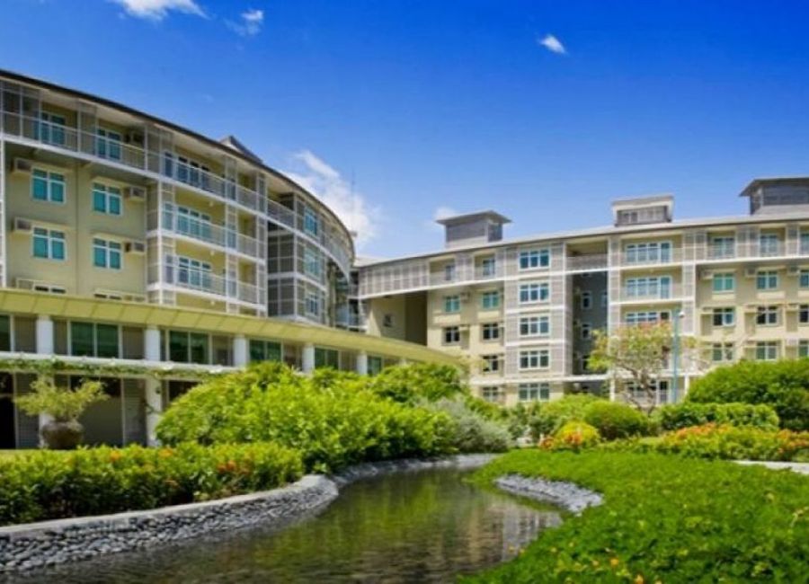 2 BR Red Oak, Two Serendra