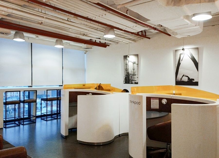 Access professional office space in Regus Apple One Equicom Tower