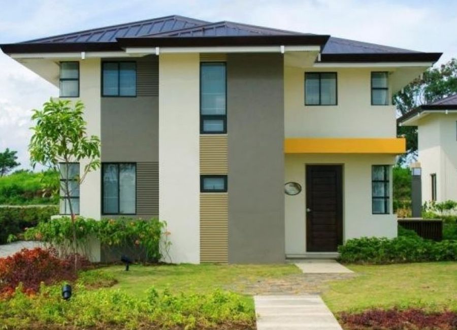 HOUSE AND LOT