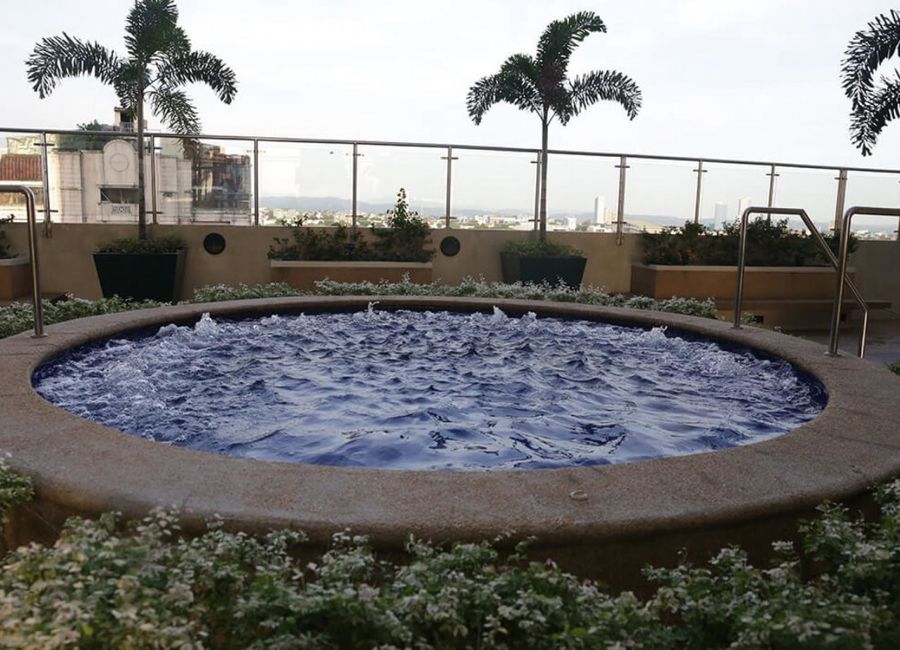 FS: Suntrust Capitol Plaza, Matalino Street,QC (Under QC Average Pricing)